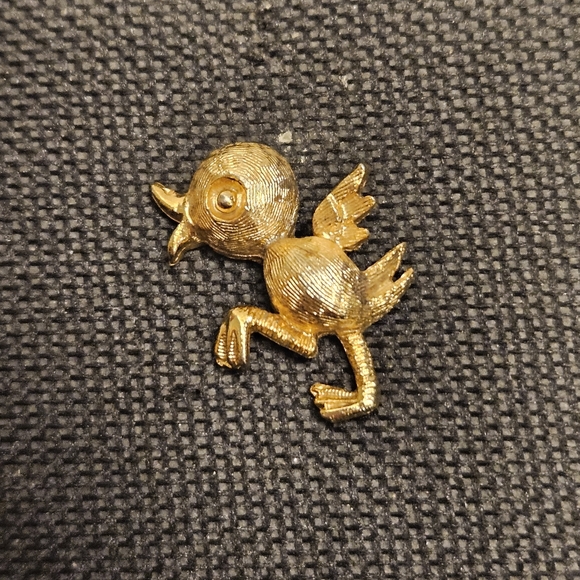 S.H.E. Sisters Designs | Accessories | Vintage Gold Push Pin Lapel Pin ...